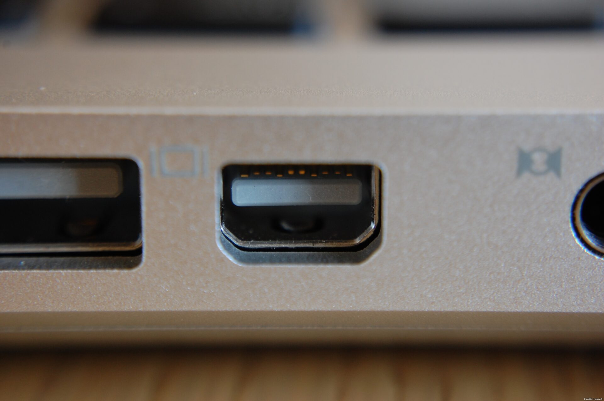 How To Connect A Second Monitor To A Laptop in Windows in 2026 | Tech ...