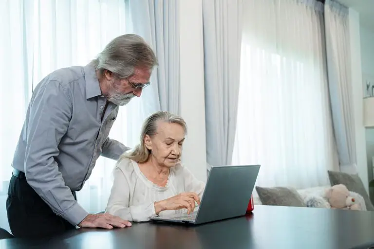 Why Internet Access is a Determinant of Health for Seniors | Tech ...
